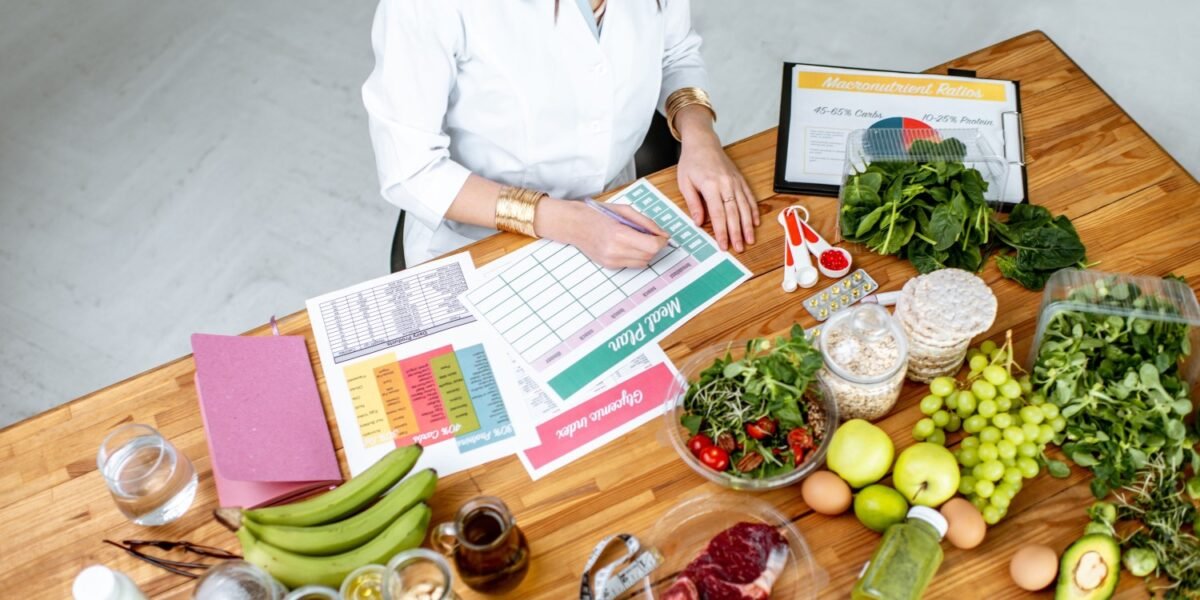 Effective Diet Plan for Female: Healthy Eating Tips for Women